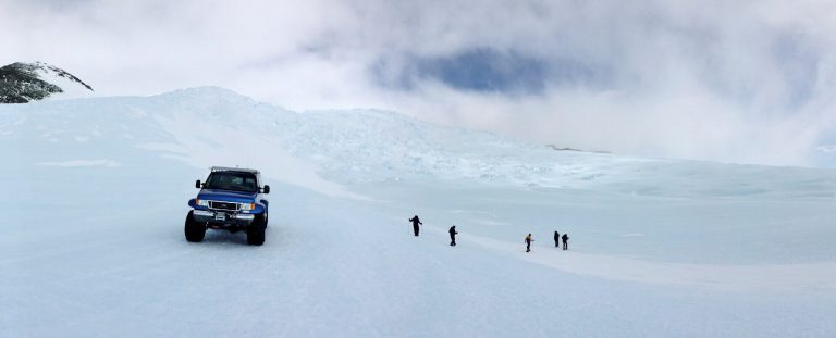 Overland Transport in Antarctica | Antarctic Logistics & Expeditions