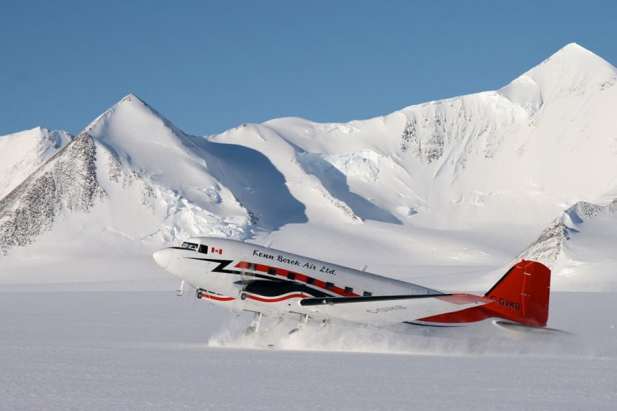 Antarctic Air Transport - Antarctic Logistics & Expeditions