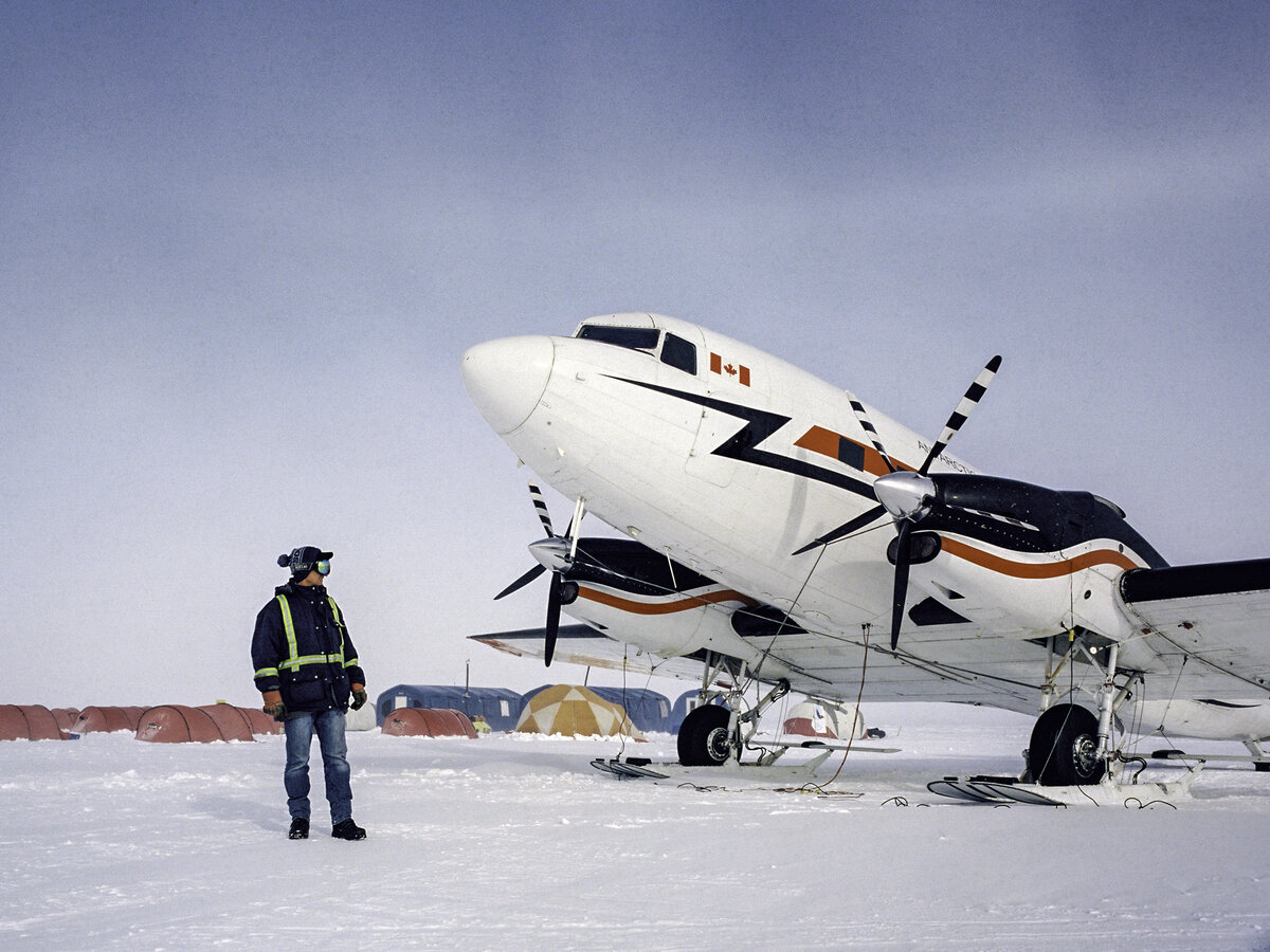 South Pole Flights - Antarctic Logistics & Expeditions