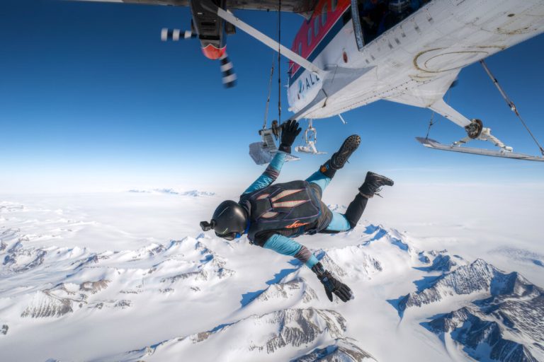 Skydive Antarctica - Antarctic Logistics & Expeditions